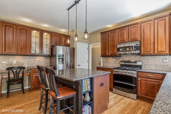 AMY DION - BAIRD & WARNER - 21 Photos - 230 W Virginia St, Crystal Lake ...