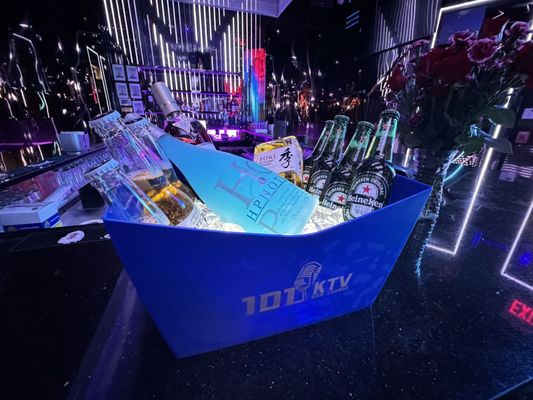 101 KTV BAR LOUNGE - Updated January 2025 - 49 Photos - 135-25 Northern ...