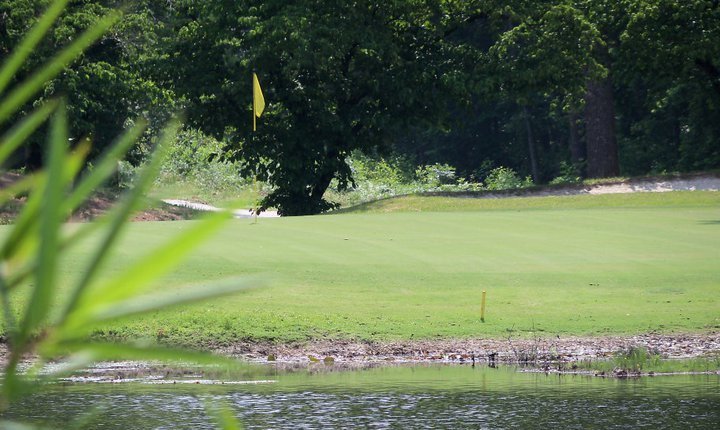 HIDDEN VALLEY COUNTRY CLUB - Updated May 2026 - 11 Reviews - 147 ...