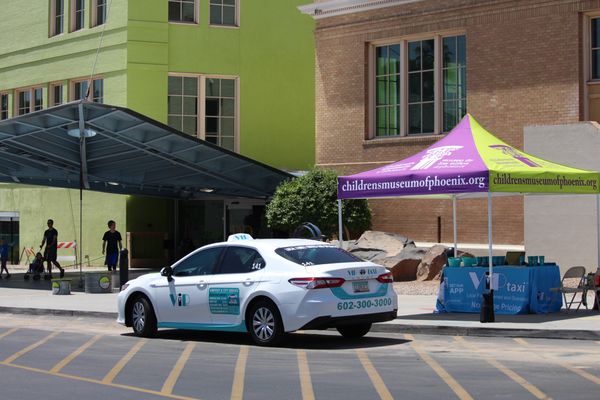 VIP TAXI - Updated December 2025 - 27 Photos & 145 Reviews - 2710 E ...