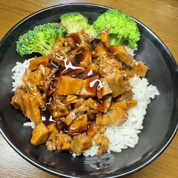 BLOOMY KITCHEN - Updated August 2024 - 66 Photos & 33 Reviews - 2028 W ...