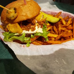 CHERRY CRICKET - Updated May 2025 - 1835 Photos & 3411 Reviews - 2641 E ...