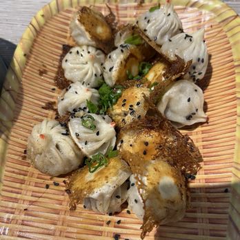 BUN WORLD - Updated December 2025 - 608 Photos & 226 Reviews - 1071 N ...