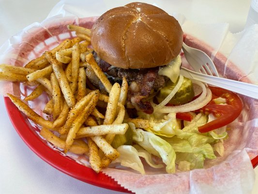 MUTT’S ON 13TH - Updated October 2025 - 88 Photos & 160 Reviews - 1517 ...