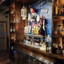 SHIPWRECK GRILL - Updated July 2025 - 113 Photos & 176 Reviews - 203 E ...