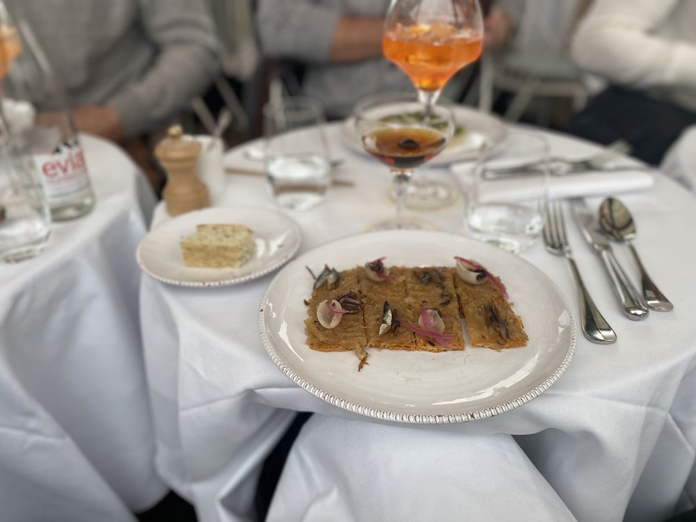 PERRUCHE - Updated October 2024 - 72 Photos & 38 Reviews - 2 rue du ...