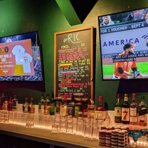 ELI’S MILE HIGH CLUB - Updated July 2024 - 147 Photos & 187 Reviews - 3629 Martin Luther King Jr ...