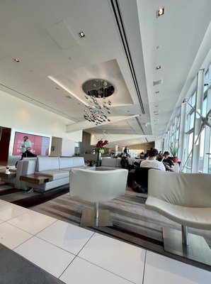 SALON BANQUE NATIONALE MASTERCARD - Updated October 2025 - 71 Photos ...