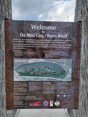 BARN BLUFF - Updated November 2025 - 78 Photos & 13 Reviews - 636 East ...