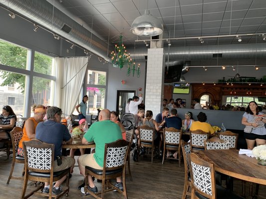 ME & BILLY - 155 Photos & 325 Reviews - 200 W 3rd St, Davenport, Iowa ...