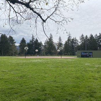 LENTS PARK - Updated October 2025 - 40 Photos & 25 Reviews - SE 92nd ...