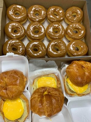 REASEY DONUTS - Updated January 2025 - 44 Photos & 33 Reviews - 202 E Canal St, Mulberry ...