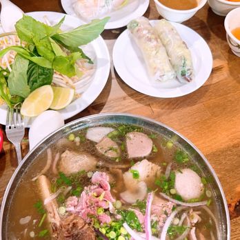 BA LE RESTAURANT - Updated April 2025 - 365 Photos & 318 Reviews - 2240 ...