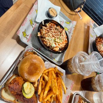 ANGRY CHICKZ - Updated December 2025 - 115 Photos & 122 Reviews - 972 ...