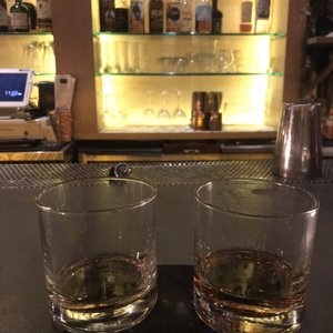 CEDAR LOCAL - 231 Photos & 167 Reviews - 25 Cedar St, New York, New ...