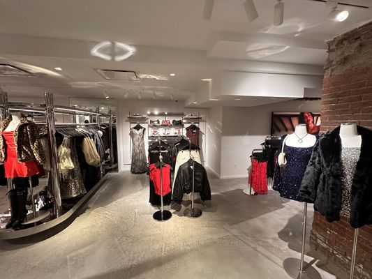 PRINCESS POLLY - Updated December 2025 - 201 Newbury St, Boston ...