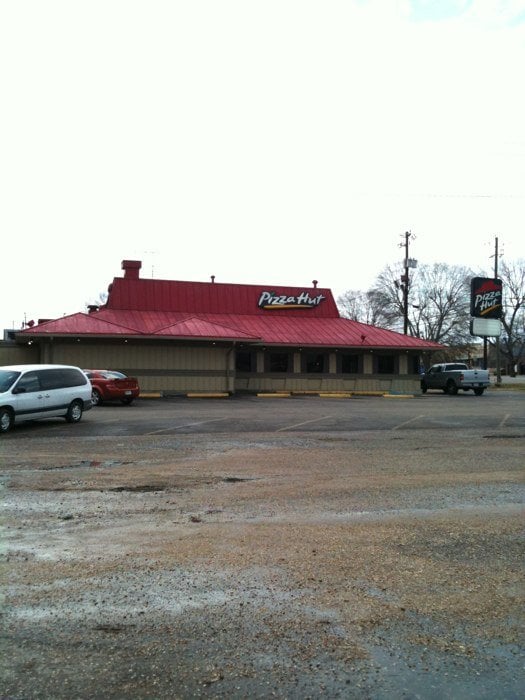 PIZZA HUT - Updated October 2025 - 360 Bexar Ave E, Hamilton, Alabama ...