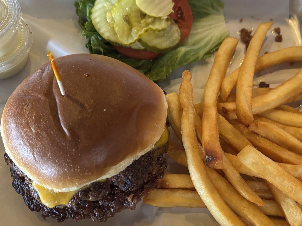 THAT PLACE BAR & GRILL - Updated January 2026 - 56 Photos & 91 Reviews ...