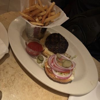 THE CHEESECAKE FACTORY - Updated March 2025 - 824 Photos & 576 Reviews ...