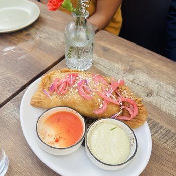 LENOX - Updated March 2025 - 139 Photos & 41 Reviews - 2510 1st Ave ...