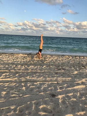 LAURA MYREN YOGA - Updated February 2025 - 14 Photos & 14 Reviews - Los ...