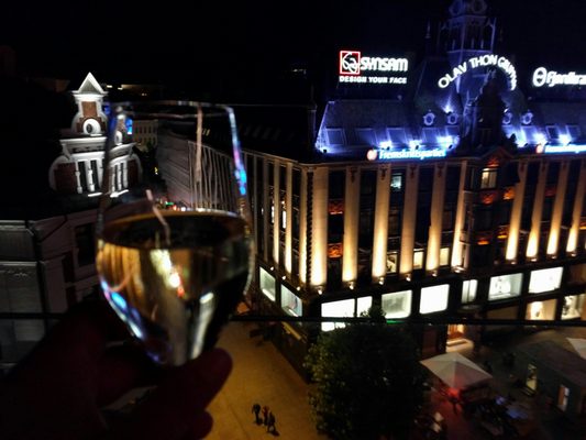 EIGHT ROOFTOP BAR - Updated March 2025 - 59 Photos & 13 Reviews - Karl ...