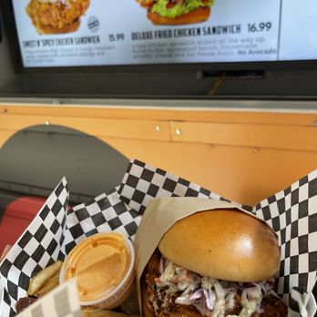 IMPECKABLE CHICKEN - Updated May 2024 - 55 Photos & 41 Reviews ...