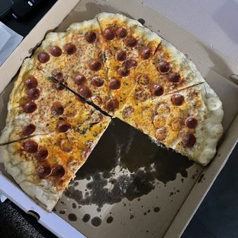 MEONI’S PIZZERIA - Updated December 2025 - 39 Photos & 30 Reviews ...