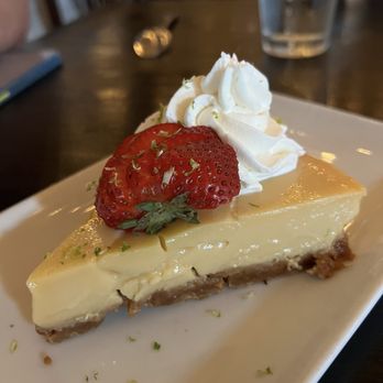 MUD BUGS A CAJUN JOINT - Updated February 2025 - 297 Photos & 296 ...