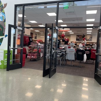 WHITWORTH UNIVERSITY CAMPUS STORE - Updated November 2025 - 104 W ...