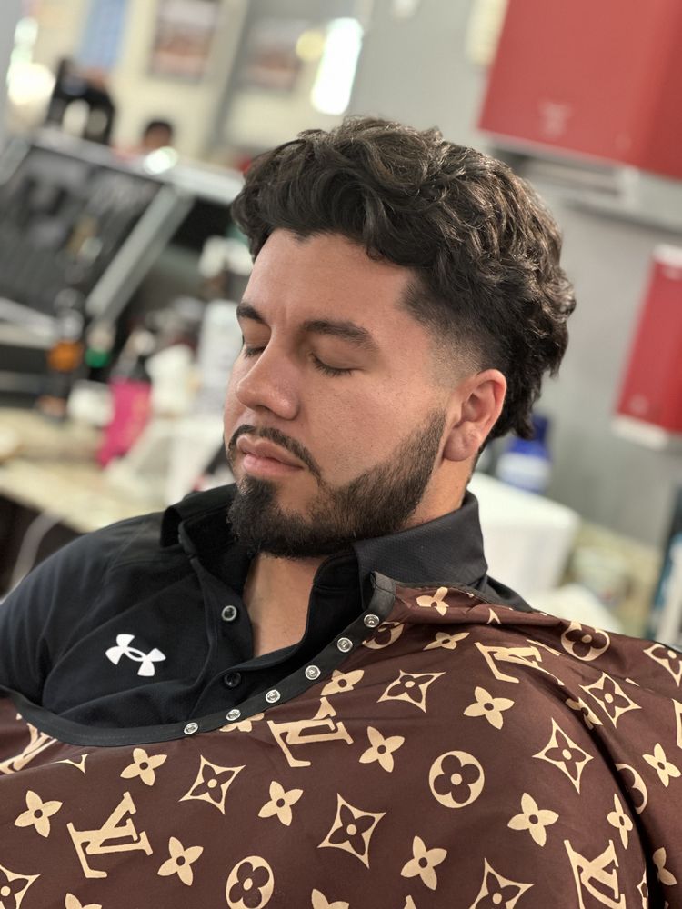 CRISP CUTS & STYLES BARBERSHOP - MAIN ST - Updated December 2024 - 3437 ...