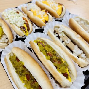 GLIZZYS - Updated December 2025 - 11 Photos - 4628 W 130th St ...