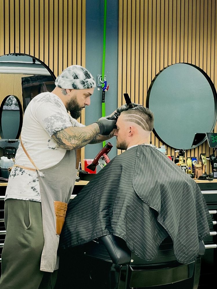 THE PRESTIGE BARBER SHOP - Updated May 2024 - 11 Reviews - 892 ...