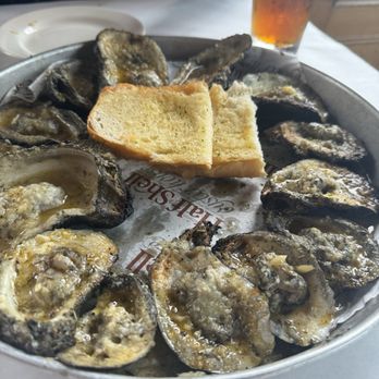 HALF SHELL OYSTER HOUSE - Updated March 2025 - 617 Photos & 364 Reviews ...