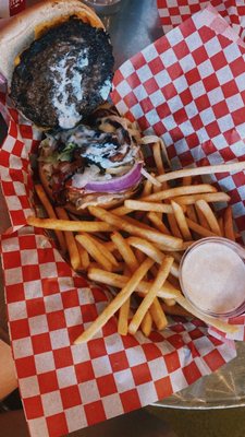 KNOCKOUT BURGER - Updated December 2025 - 123 Photos & 460 Reviews ...