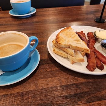 GOOD LOOKIN - Updated November 2025 - 66 Photos & 39 Reviews - 16920 ...