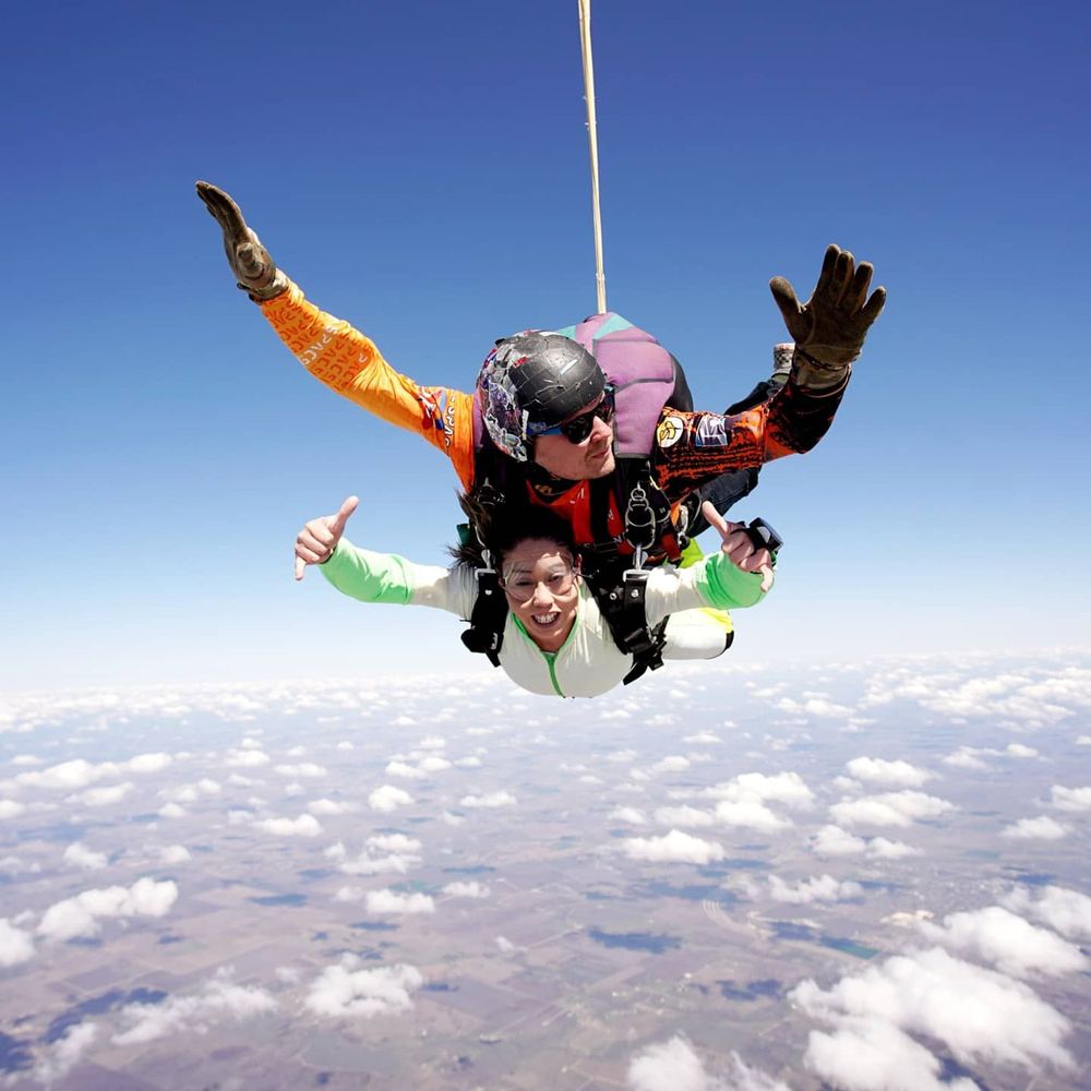 SKYDIVE SPACELAND SAN MARCOS - 115 Photos & 128 Reviews - Skydiving ...