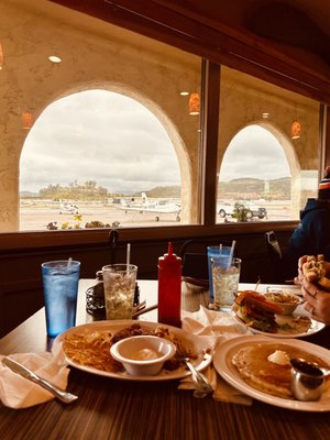 GILLESPIE FIELD CAFE - Updated November 2024 - 240 Photos & 299 Reviews ...