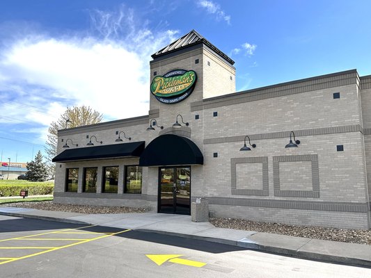 PICKLEMAN’S GOURMET CAFE - Updated September 2025 - 25 Photos & 22 ...