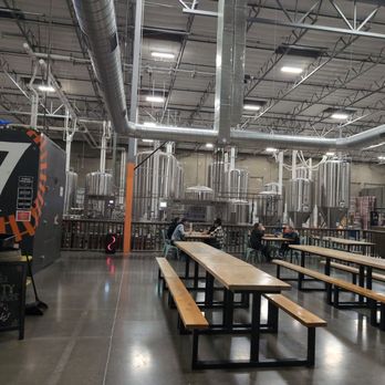 TRACK 7 BREWING - NATOMAS - Updated December 2024 - 1121 Photos & 666 ...