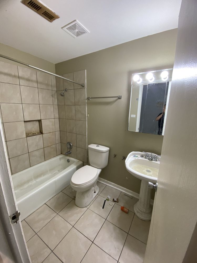 ARY CLEANING SERVICE - Updated January 2025 - 29 Photos - Chicago, Illinois - Home Cleaning ...