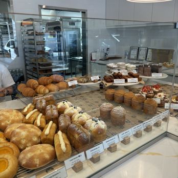 BAG OF CAKES - Updated July 2024 - 1106 Photos & 393 Reviews - 1964 N ...