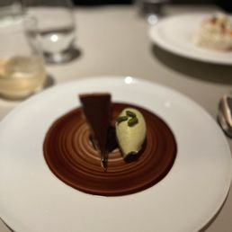 ESSENTIAL BY CHRISTOPHE - Updated December 2025 - 704 Photos & 123 ...