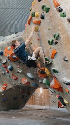 UPPER LIMITS ROCK CLIMBING GYM - MARYLAND HEIGHTS - Updated June 2025 ...