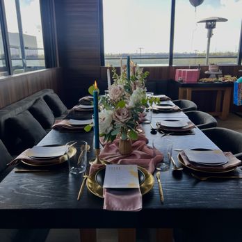 TOLOA ROOFTOP - Updated December 2025 - 28 Photos & 24 Reviews - 1200 ...