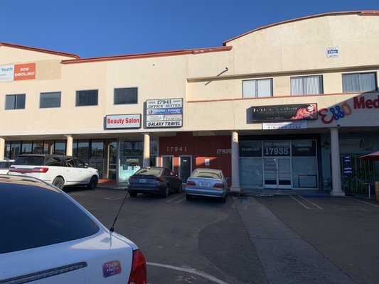 ENCINO VALLEY SHOPPING CENTRE - Updated January 2025 - 17921 Ventura ...