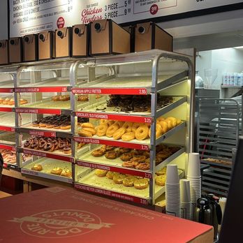 DO-RITE DONUTS & CHICKEN - 1990 Photos & 1444 Reviews - 233 E Erie St ...