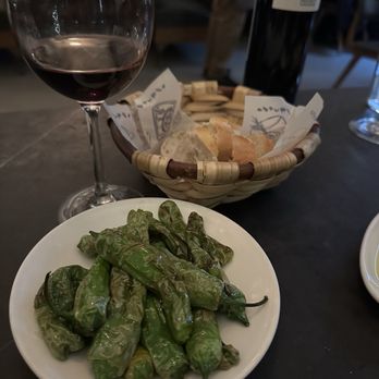 TOMIÑO TABERNA GALLEGA - Updated August 2025 - 1522 Photos & 516 ...