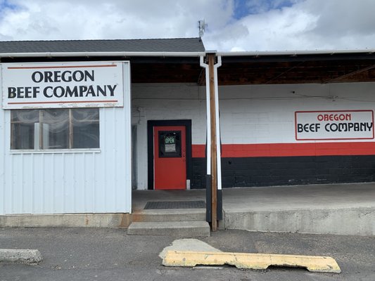 OREGON BEEF COMPANY - Updated November 2025 - 1762 S Adams Dr, Madras ...