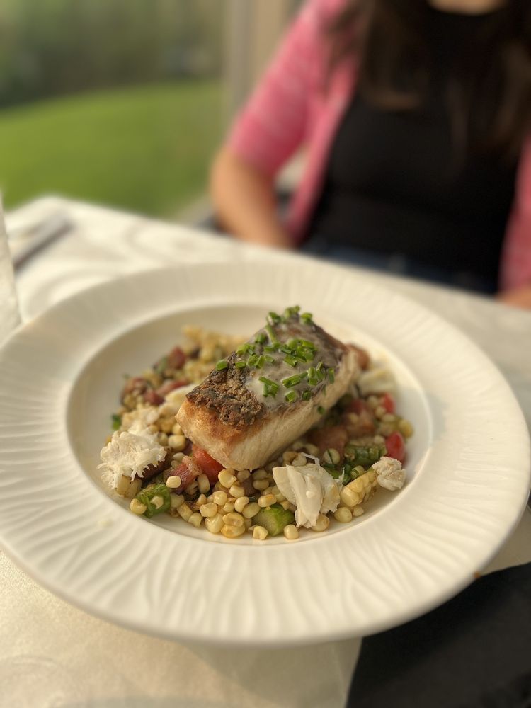 THE HOBBIT RESTAURANT - Updated October 2024 - 588 Photos & 492 Reviews ...